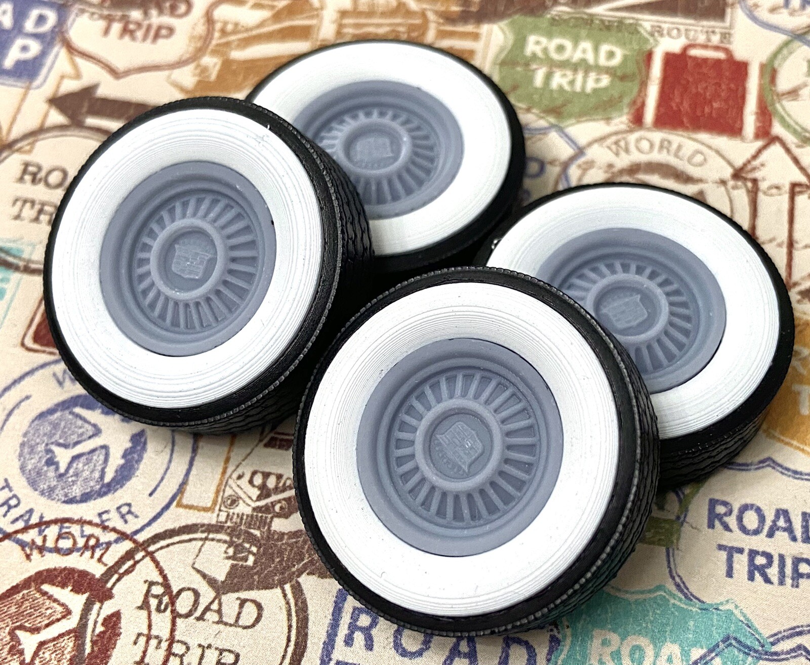 Resin 15-Inch “50’s Cadillac Sabre” Wheels, W/ Wide Whitewalls,1/24 1/ ...