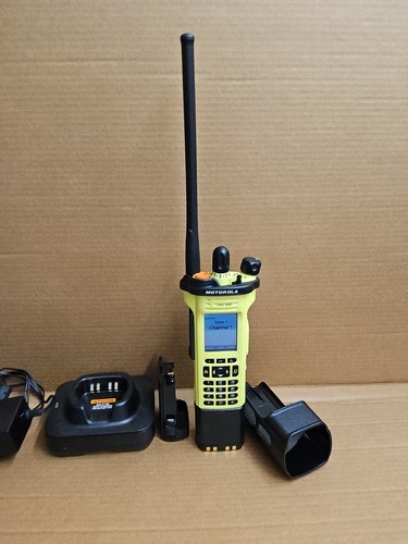 MOTOROLA APX 7000 XE VHF 7-800 TWO WAY RADIO APX7000 XE H49TGD9PW1AN ...