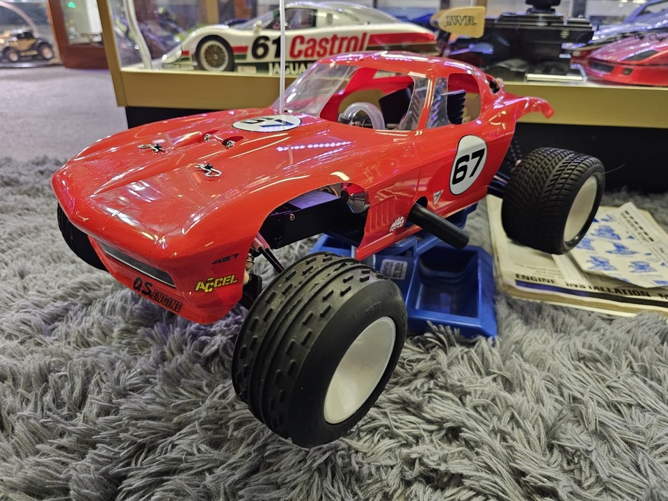 Vintage Associated RC10GT Restored Custom Corvette Nitro Gas Black Tub ...