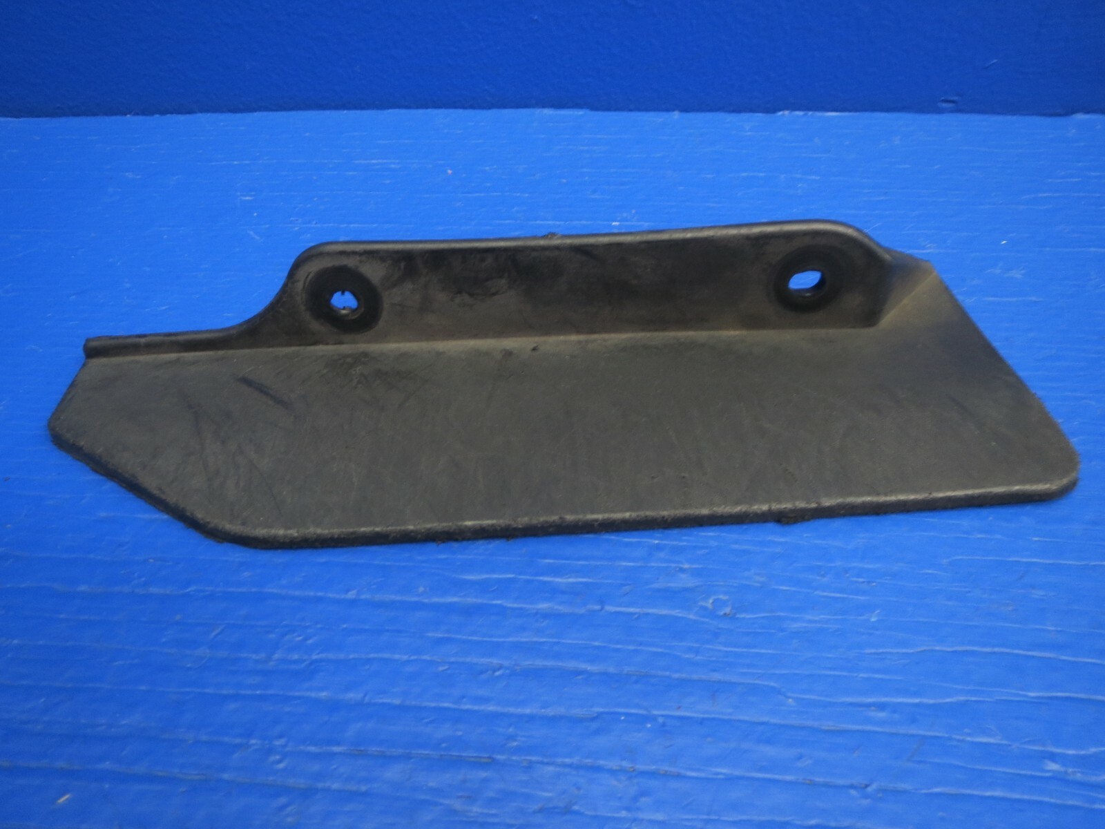 2003 HONDA ACCORD 4DR RIGHT FRONT PASSENGER FENDER LINER. FRON STRAKE ...