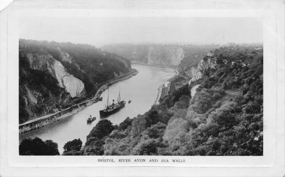 FAMILY HISTORY - GENEALOGY POSTCARD - BASSETT - EASTBOURNE TERMINUS ...