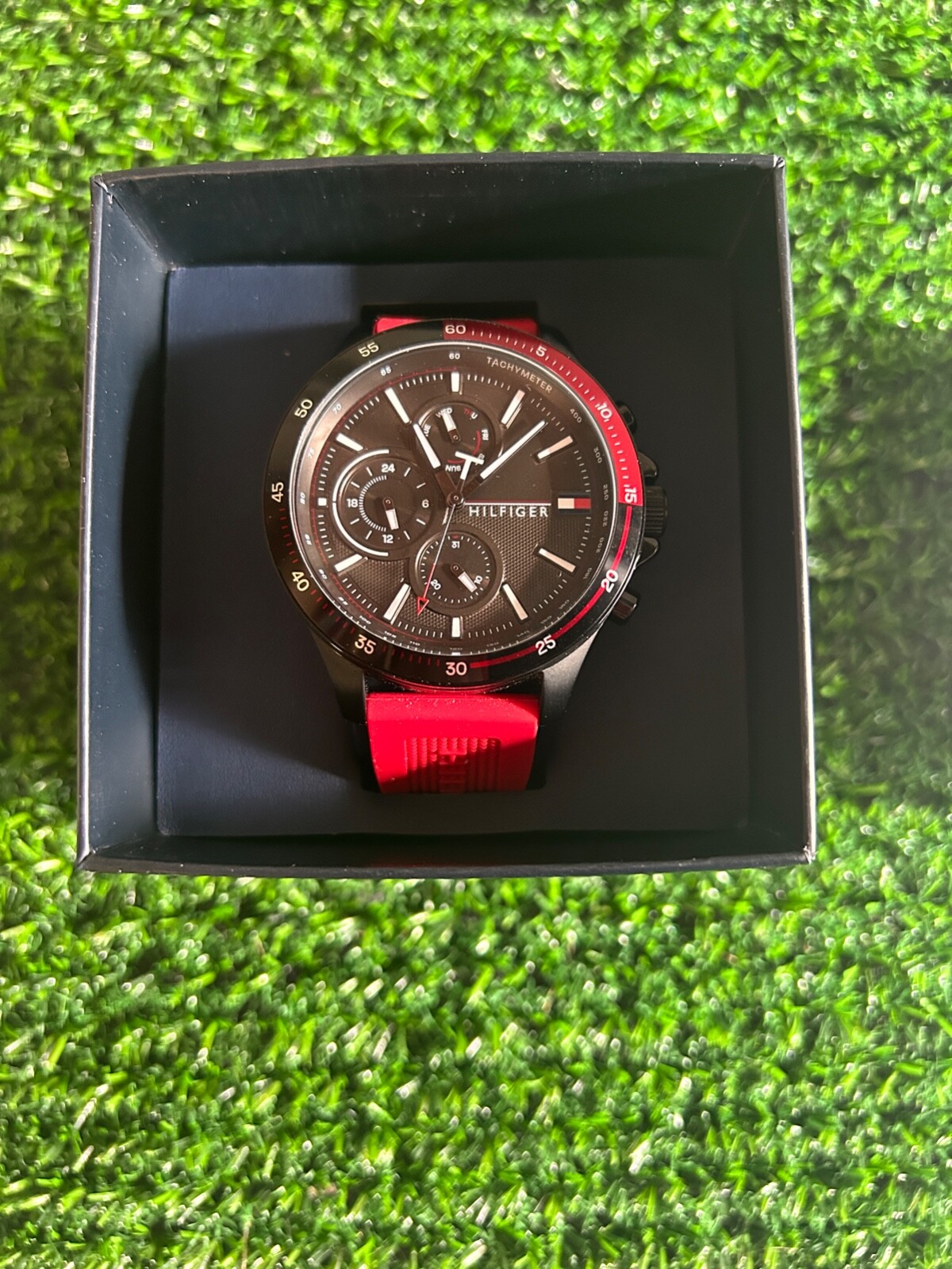 Tommy Hilfiger 1791722 46mm Stainless Steel Black Case with Rubber Red ...