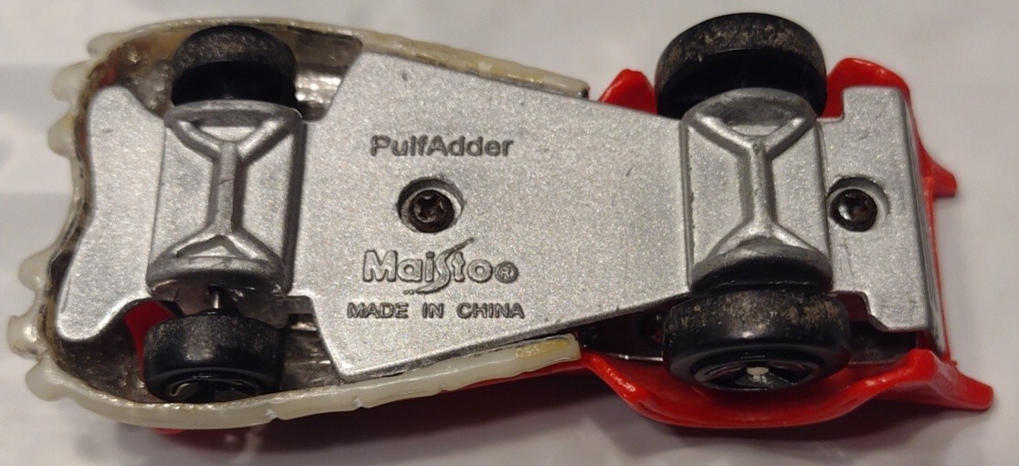 Maisto Pulf Adder Red 1:64 Scale Diecast Plastic Fantasy Toy Car Rare ...