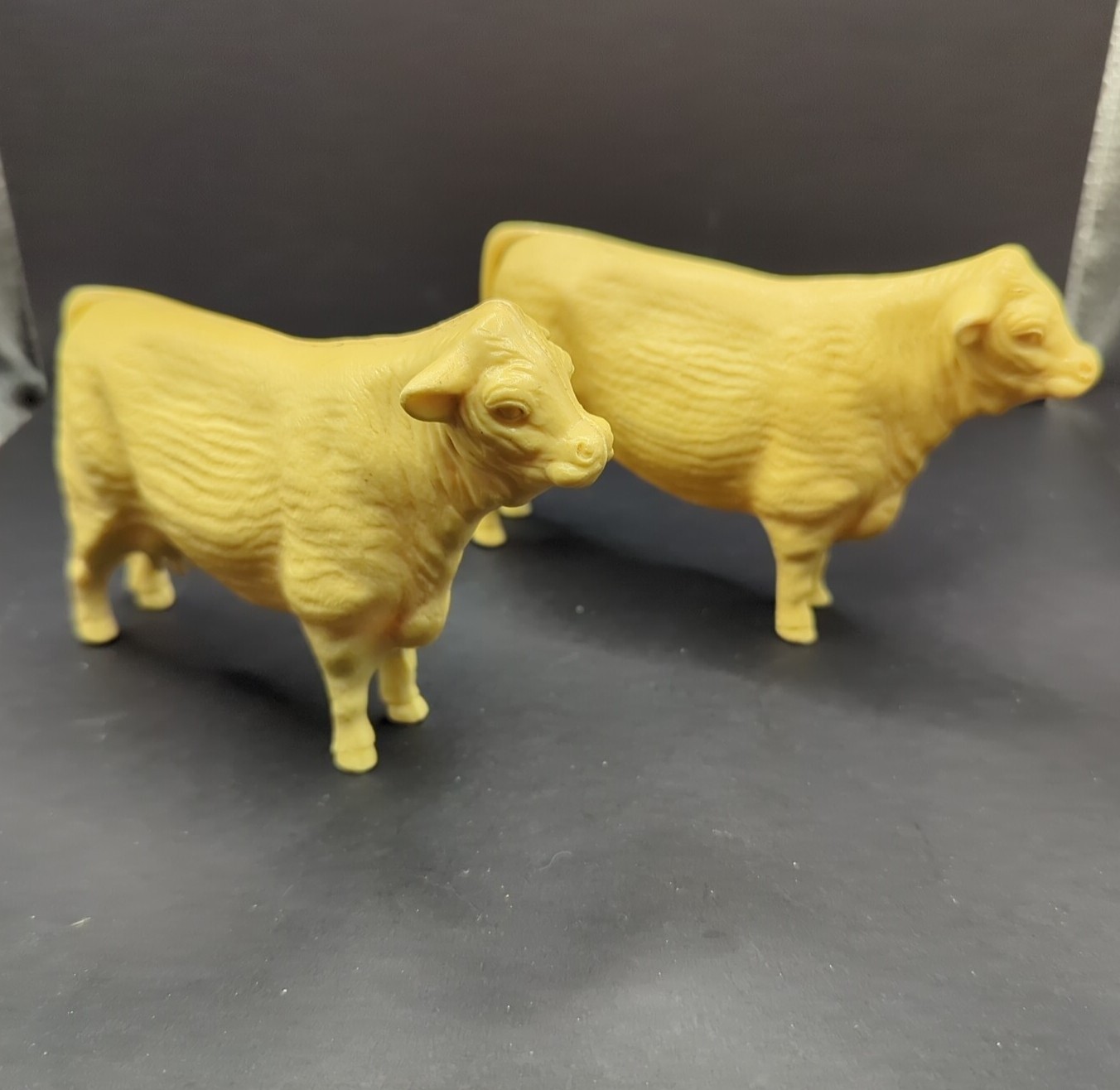 Lot Of 2 Hartland Plastics Dairy Cows Farm Toys Heifers Yellow Hollow ...