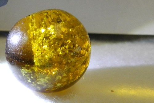 #18697m Large .85 In Shrunken Mica Blizzard Shooter Marble | eBay