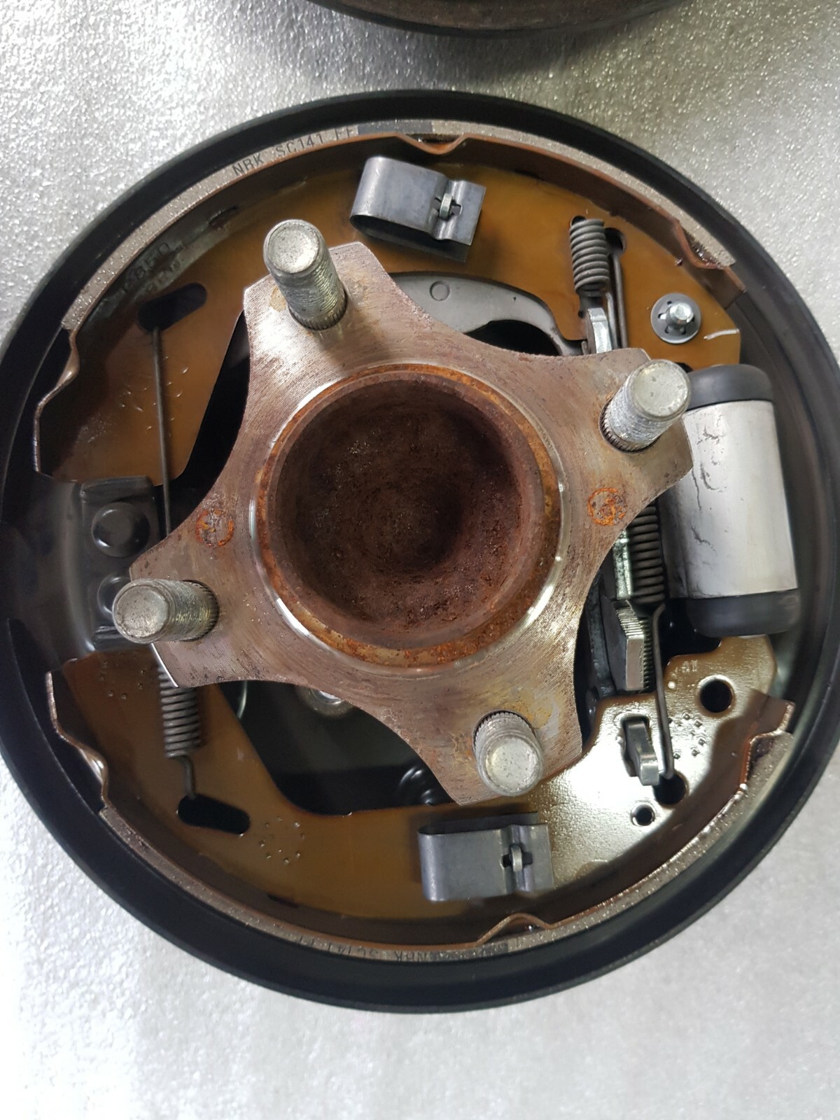 SUZUKI FZ SWIFT FZC82S R/H/R Genuine Brake Drum / Bearing / Stub Axle ...