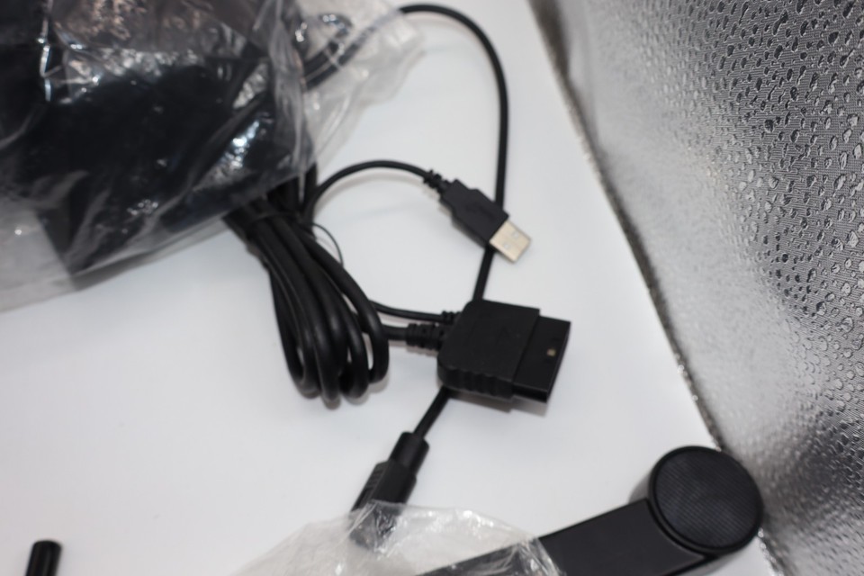 Genius TwinWheel F1 Steering Wheel for PS2 & PC Racing Emulator ...