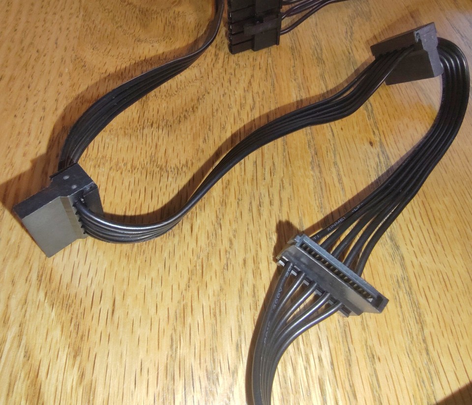 3 x SATA 1 x Molex HDD Modular Power Cable for Cooler Master MWE Gold ...