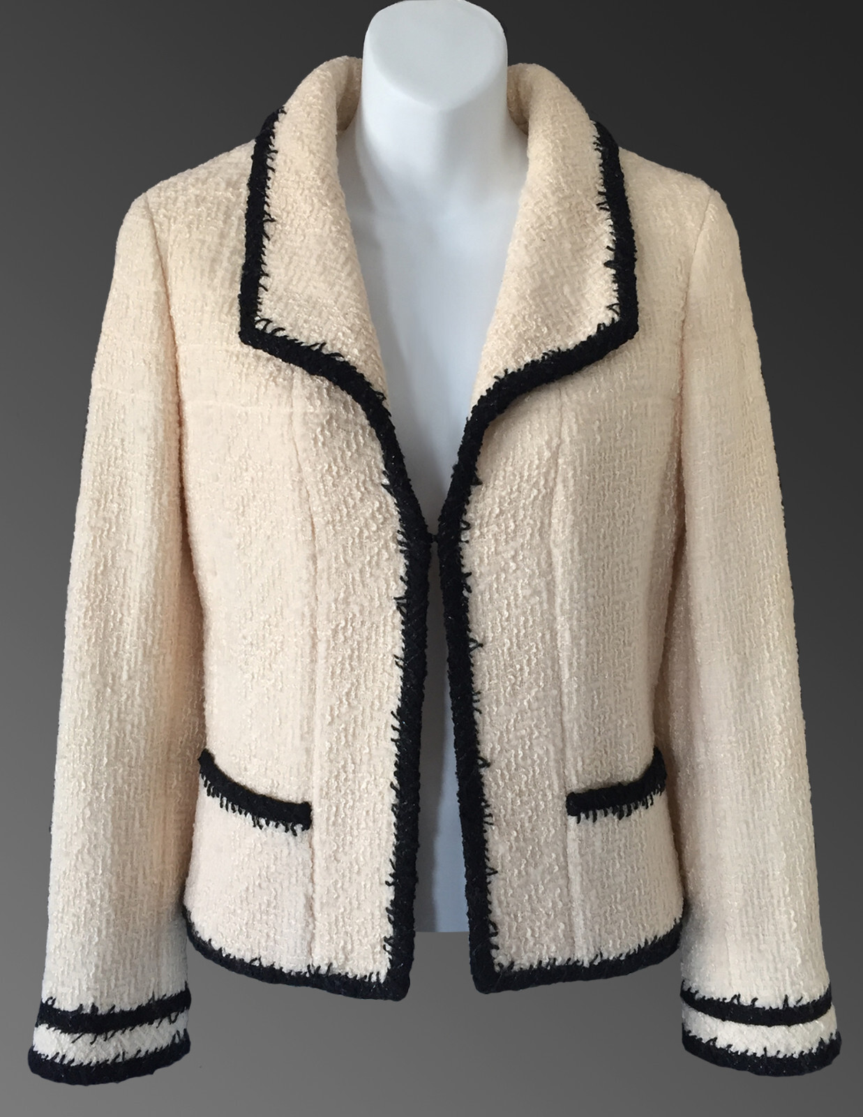 $5,450 CHANEL Iconic Ivory Black Contrast Boucle JACKET * FR 38 / US 4 ...