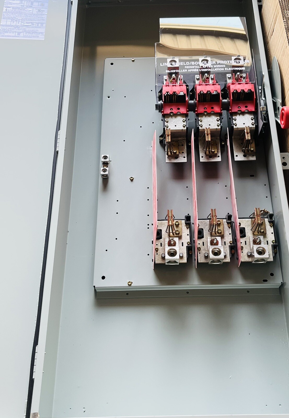 CUTLER HAMMER CAT. NO. DH365FDK 400A/3P HD FUSIBLE SAFETY SWITCH 600V ...