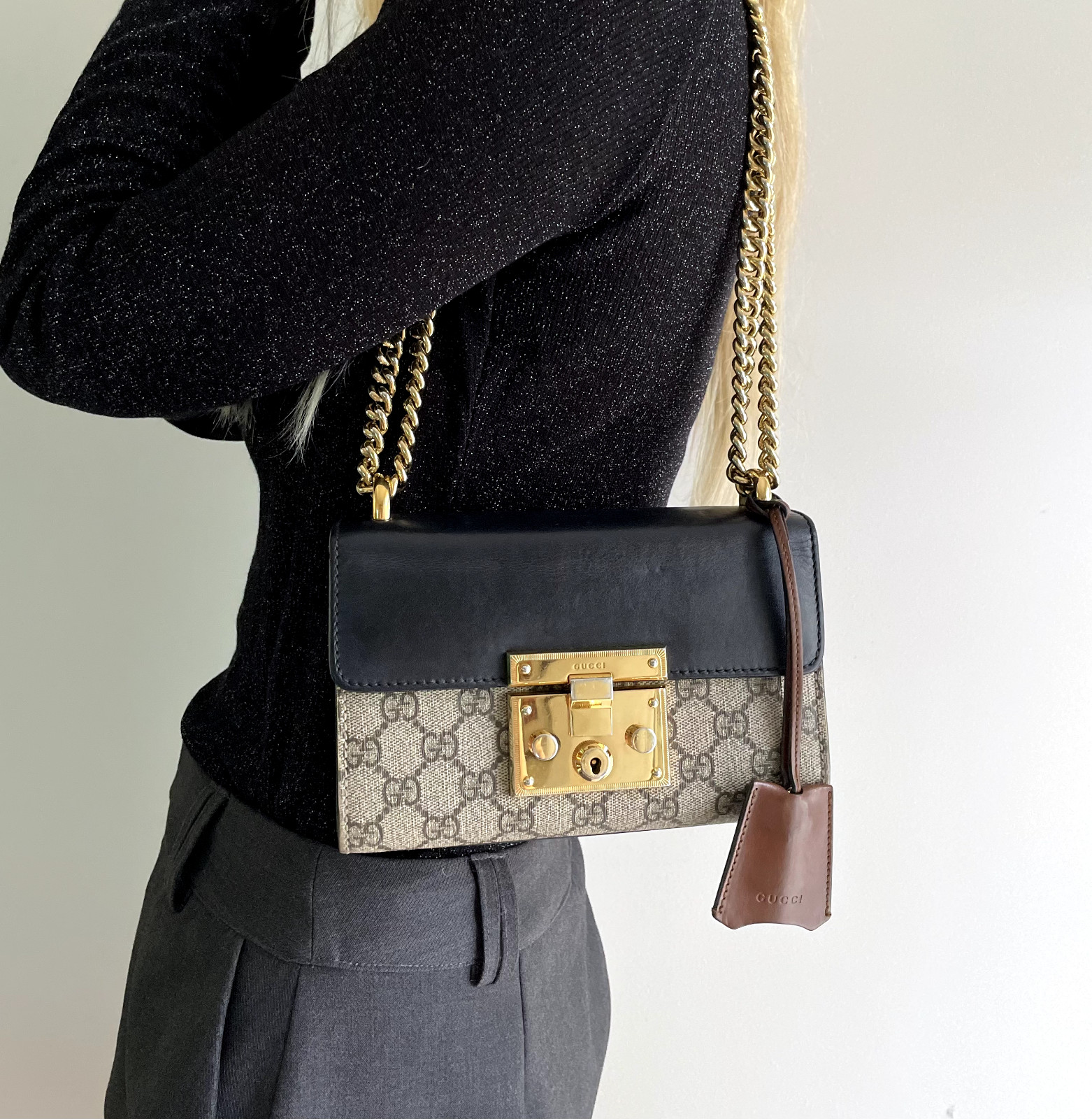 Rare & Iconic Gucci GG Supreme Monogram Padlock Gold … - Gem