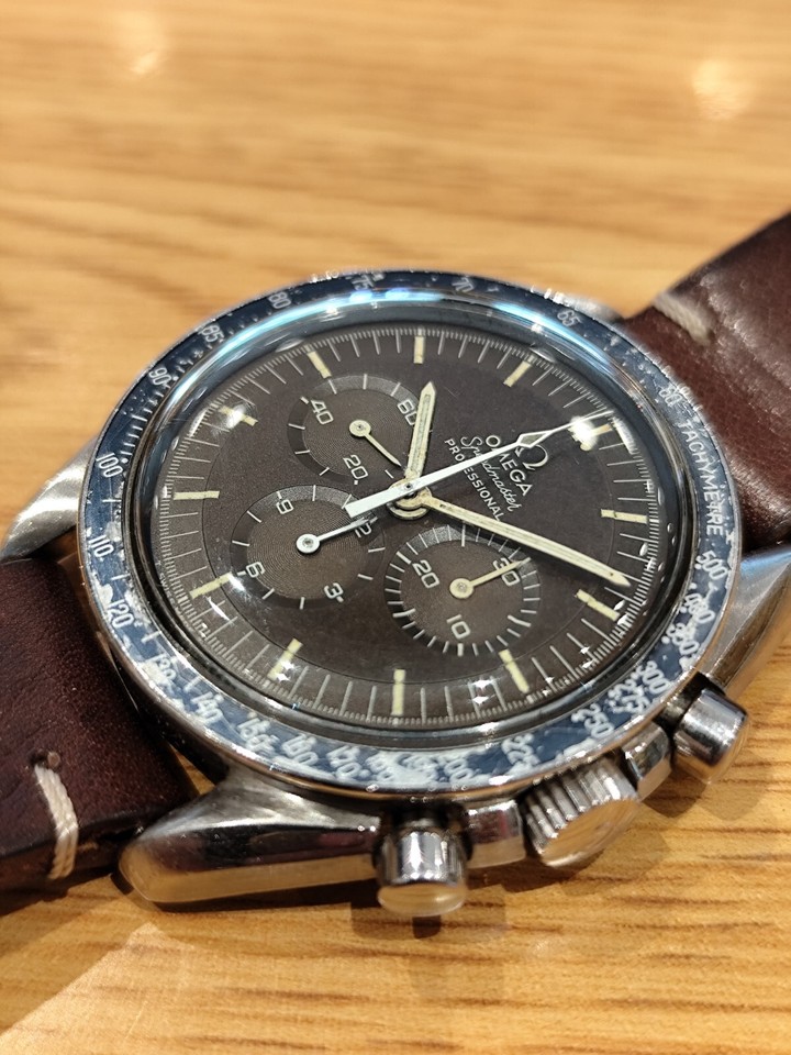 Omega Speedmaster Moon with Tropical Brown Dial & Dot Over 90 Bezel 145 ...