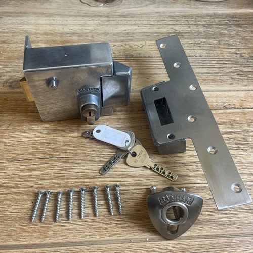 Banham Night Latch Lock Old style chrome 4 keys | eBay UK