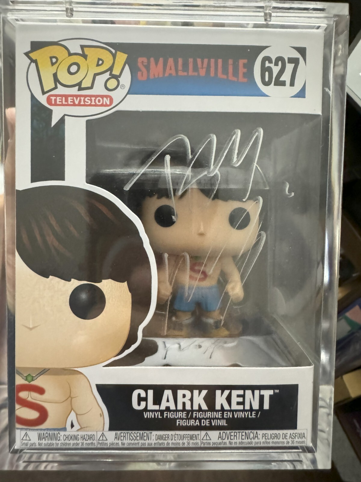 Funko Pop! Smallville - Clark Kent #627 - Autographed by Tom Welling ...