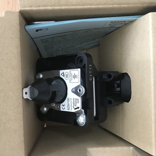 1PC New Fuji BZ6V10D Plastic Case Circuit Breaker Handle Free Shipping ...