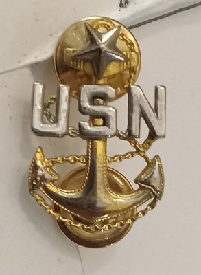 VINTAGE USN UNITED STATES NAVY PIN with STAR | eBay