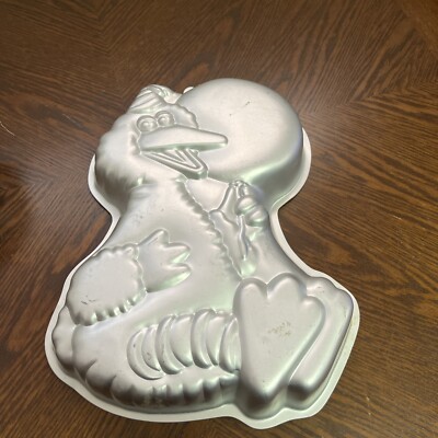 Wilton 1983 Big Bird Cake Pan! | eBay