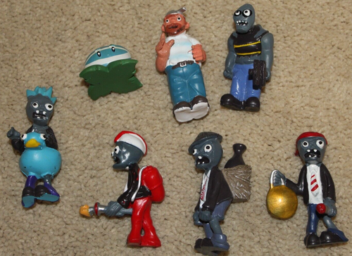 Lot of 7 Plants vs Zombies Mini Figures | eBay