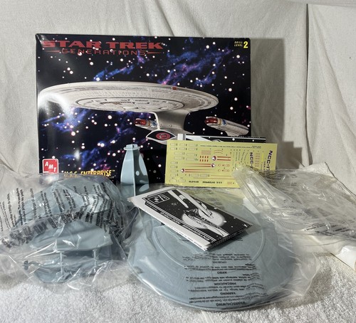 Star Trek Generations U.S.S. Enterprise NCC-1701-D Model Kit Read ...