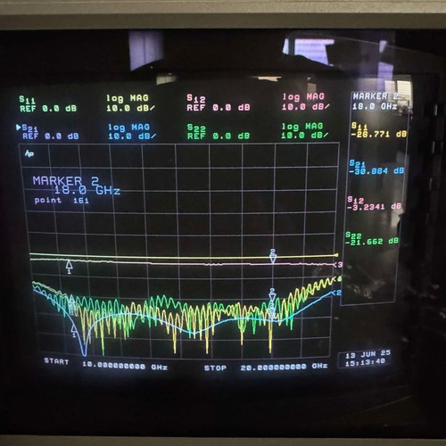 IBS11182 SMT Coaxial Isolator 11350-18000Mhz Vswr -21db Isol -28db Loss ...