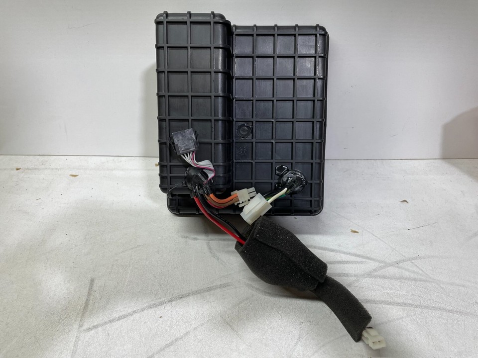 1 x Definitive Technology SC8000 SuperCube Subwoofer Module | eBay