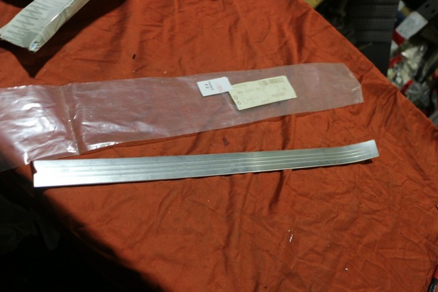 MERCEDES W221 Einstiegsleiste Tür vorne links 2216800335 günstig kaufen ...