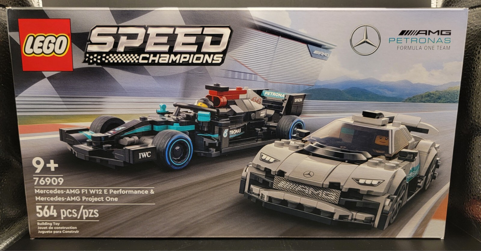 LEGO SPEED CHAMPIONS: Mercedes AMG F1 W12 E Performance & Mercedes AMG ...