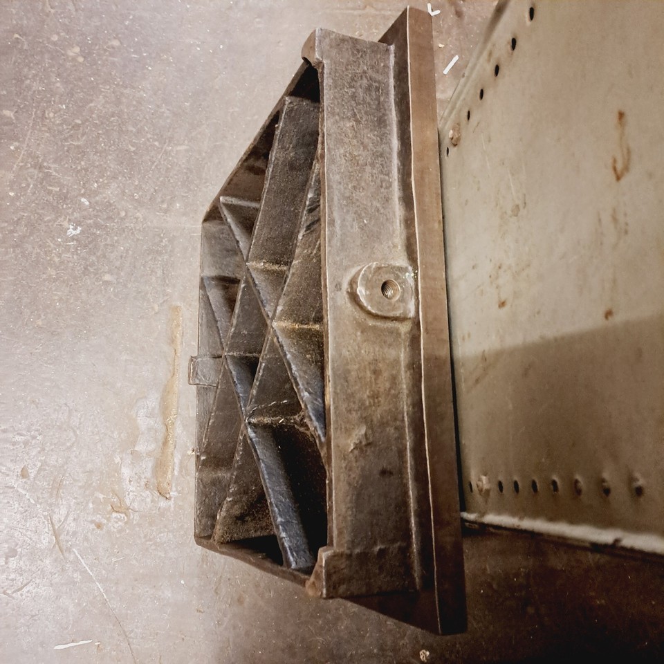 Surface Plate - Engineers Marking Out Table - 18" x 18" - 450mm x 450mm ...