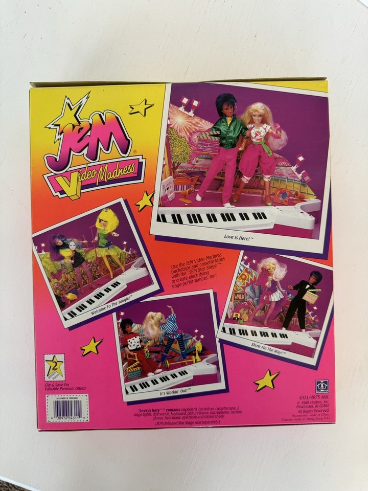 JEM & THE HOLOGRAMS VIDEO MADNESS “LOVE IS HERE”DOLL PLAY SET MIB | eBay