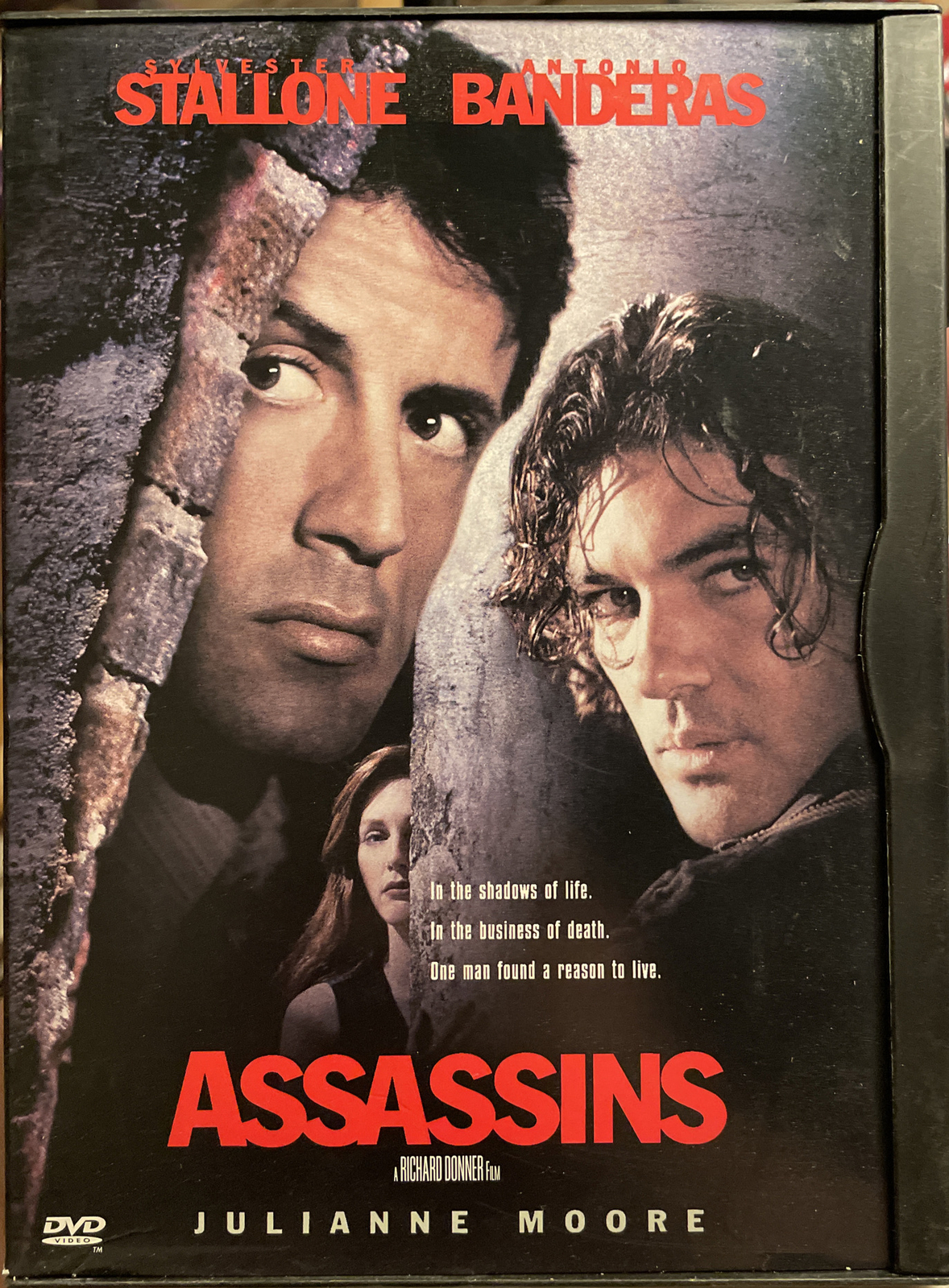 Assassins (DVD, 1995) SNAP CASE STALLONE BANDERAS NEAR MINT 85391398721 ...