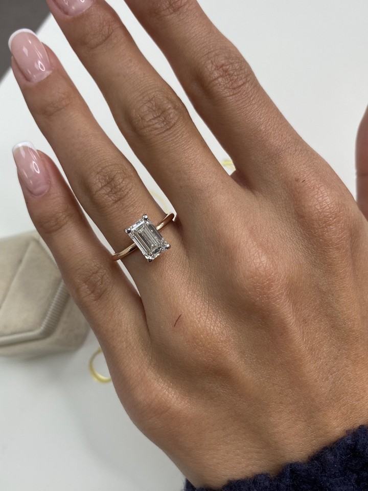 Emerald Lab Created Diamond Solitaire Engagement Ring 2Ct E/VS1 14k ...