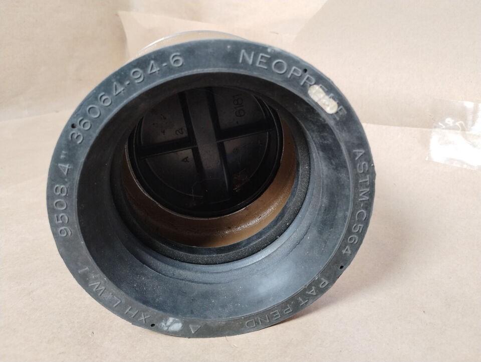 Smith Cast Iron With Brass Threaded Cap Cleanout Body 4" Part # 35495 ...