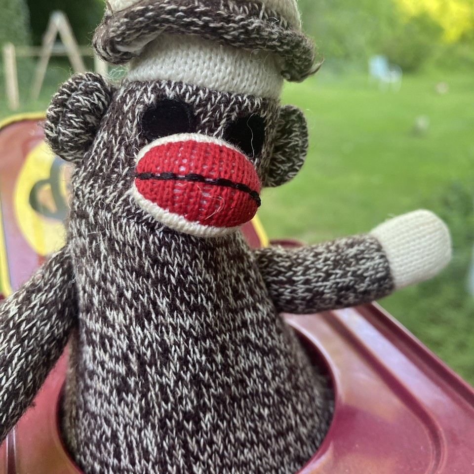 Schylling Sock Monkey Jack in the Box Wind Up Musical Embossed Tin Box Toy 2008 | eBay