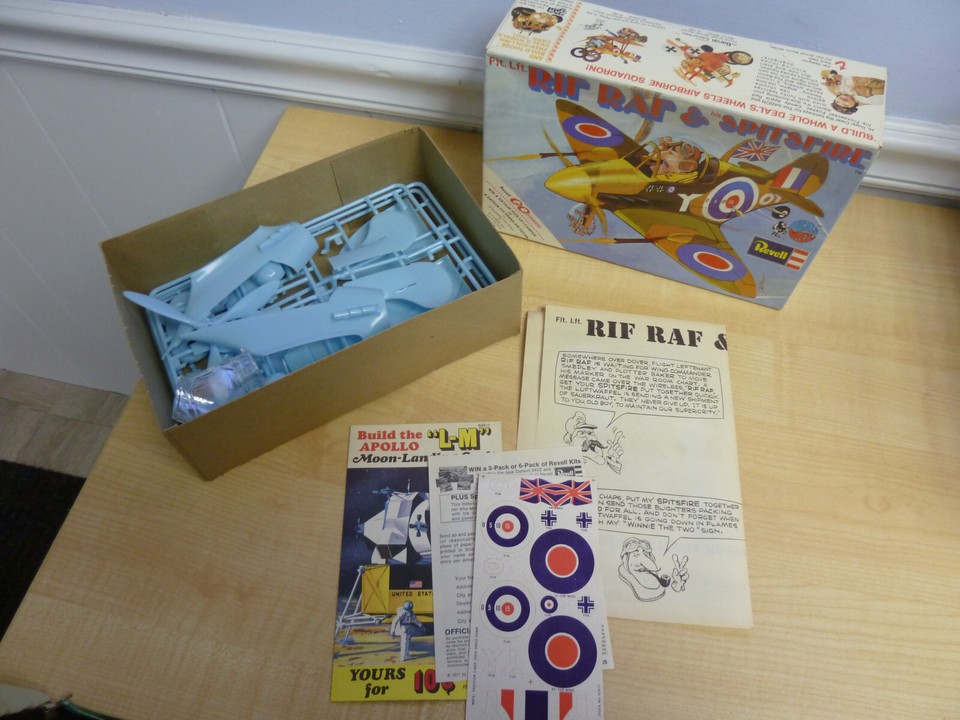 Vintage 1971 Revell RIF RAF SPITSFIRE Deal's Wheels Model Kit H-192:225 ...