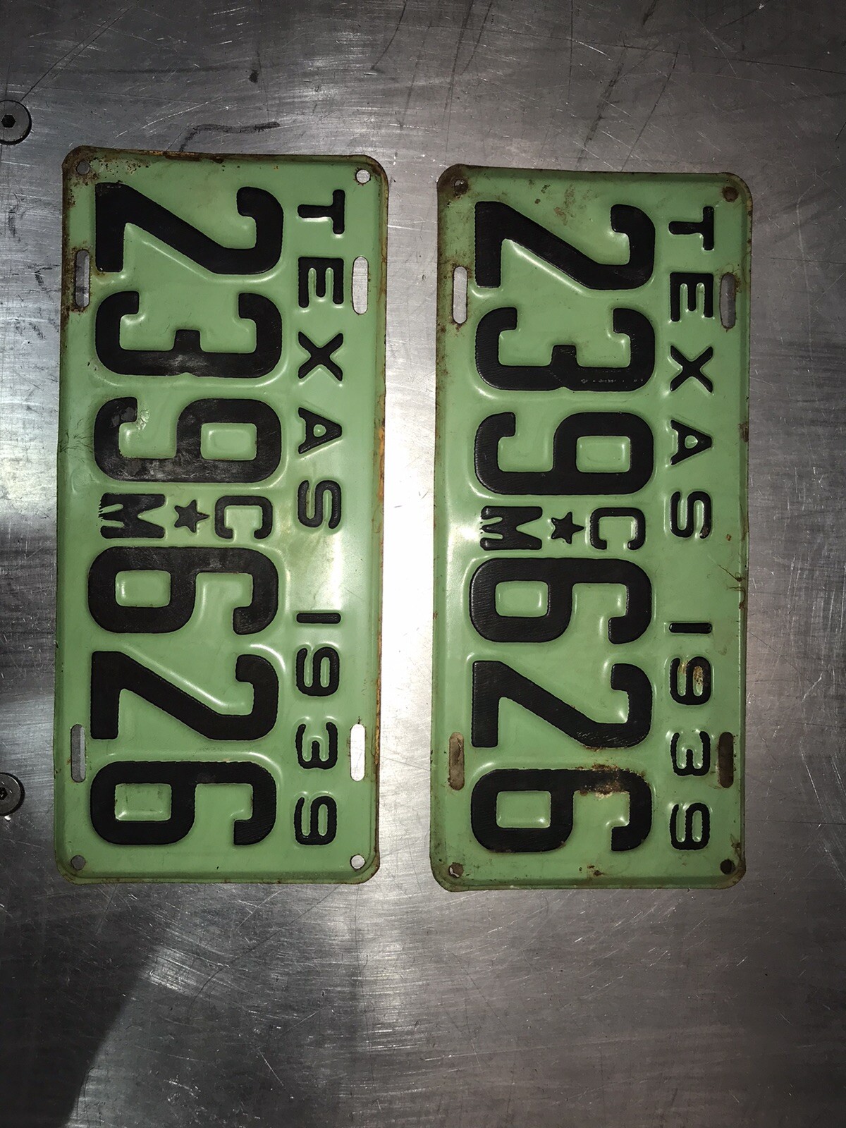 1939 TEXAS COMMERCIAL LICENSE PLATE SET VERY NICE ORIGINAL PAINT | eBay
