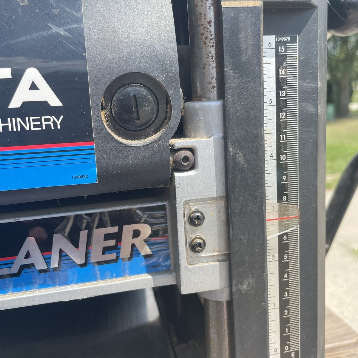Delta 22560 Portable Planer 25377 Changing The Blades On A 22 560C