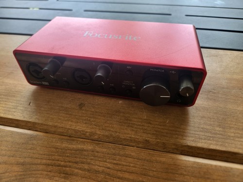 Focusrite Scarlett 2i2 3rd Gen. 2-Channel USB Audio Interface - Open ...