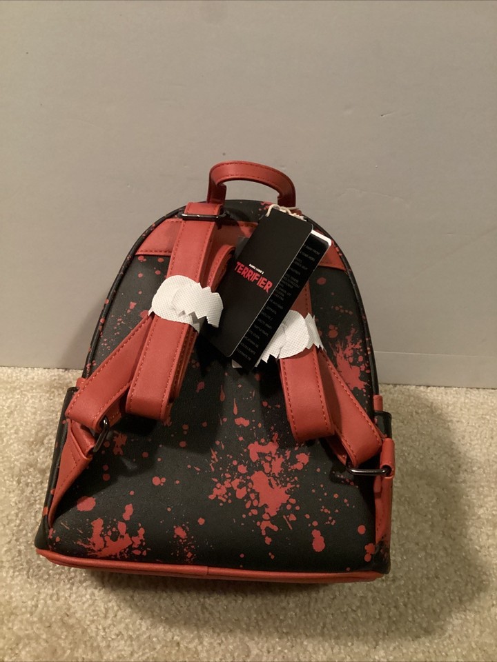 LOUNGEFLY TERRIFIER ART THE CLOWN MINI BACKPACK ~ WITH TAGS~ BRAND NEW ...
