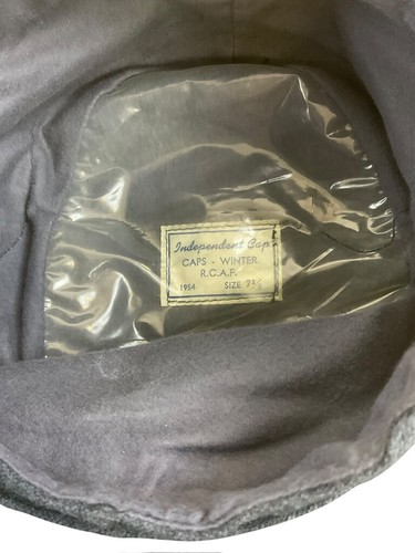 Canadian RCAF Women's Division Winter Peak Cap in size 7 1/8 Dated 1954 ...