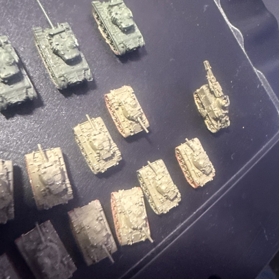 1/285 Scale Micro WW2 M 26 Pershing And Chaffee’s 20 Vehicles | eBay