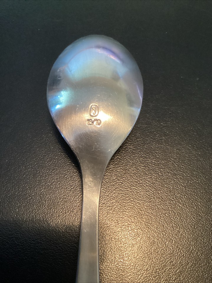 42 Pieces 'gs' Gourmet Settings Stainless Steel Flatware 'Strand ...