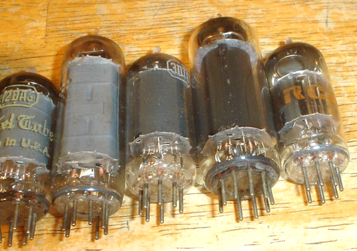 Lot of 20 "Untested" Vacuum Tubes 35W4 6AU4GTA 12BA6 12BE6 12BA6 50C5 ...
