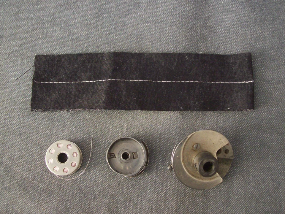 Singer 301A Sewing Machine Bobbin Case #45750, Bobbin, & Rotating Hook ...
