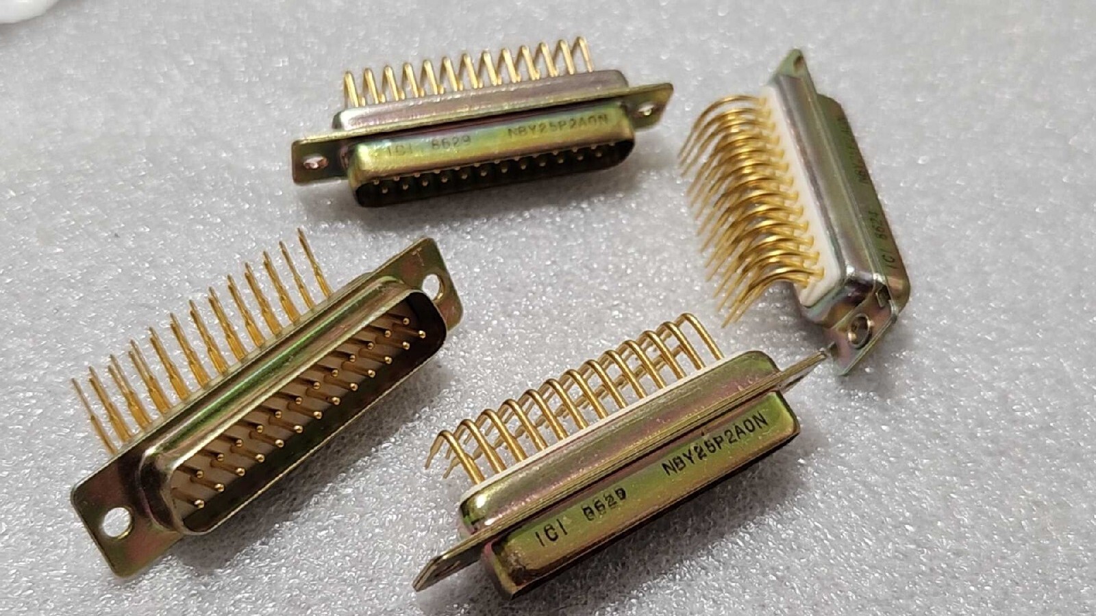 4 Pcs) ICI 8624 NBY25P2A0N D-Sub DB25, 25 Pos Right Angle DIP Solder ...