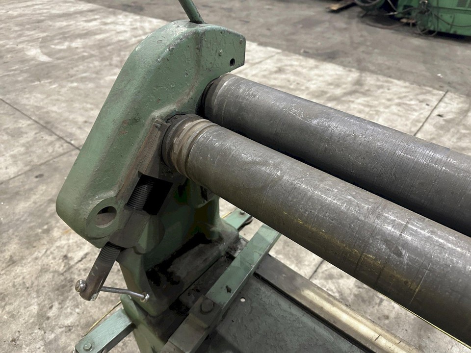 48" X 12 GA NIAGARA MODEL #351 POWERED PLATE BENDING ROLL: STOCK #22359 ...