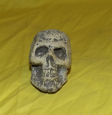 💥 GOTHIC DECAYED SKULL 3" HORROR FIGURINE | eBay