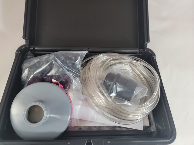 TSI Incorporated 8025-CEN Avon Mask Sampling Adapter Kit w/Hard Case ...