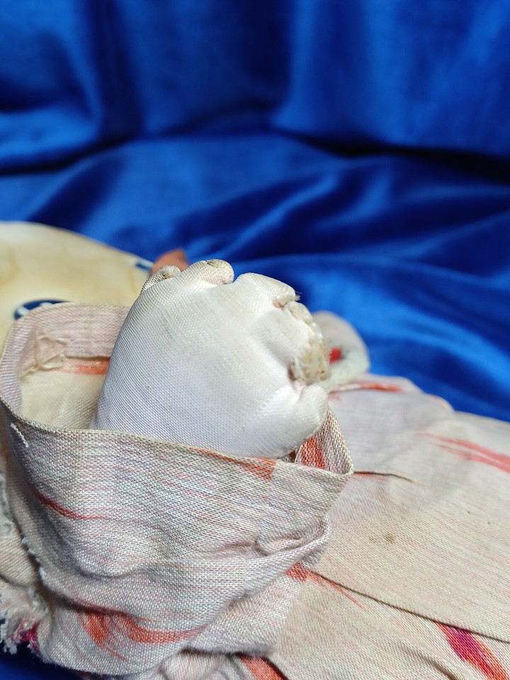 Antique Primitive Cloth Rag doll Button eyes Straw stuffed Jointed ...