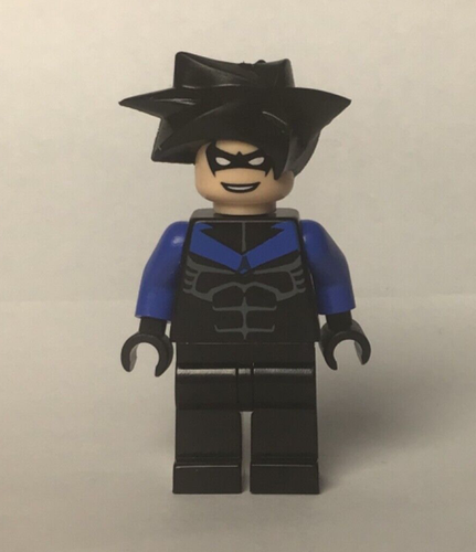 Lego Minifigure Batman Nightwing - Blue Arms and Chest Symbol bat015 | eBay