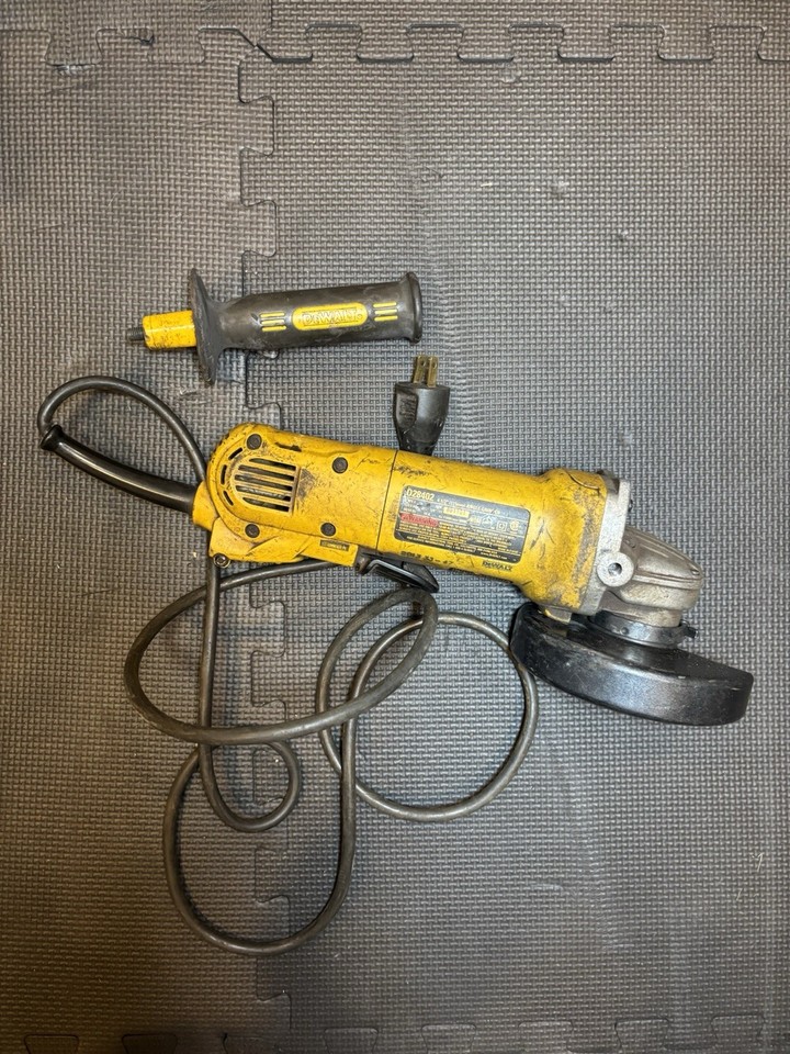 DEWALT D28402 120 Volt Corded Electric Angle Grinder 4 1/2" Disc 10 Amp ...